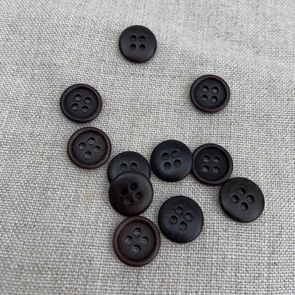 Corozo Button - Brown - 11.4mm | Corozo Buttons | Ray Stitch