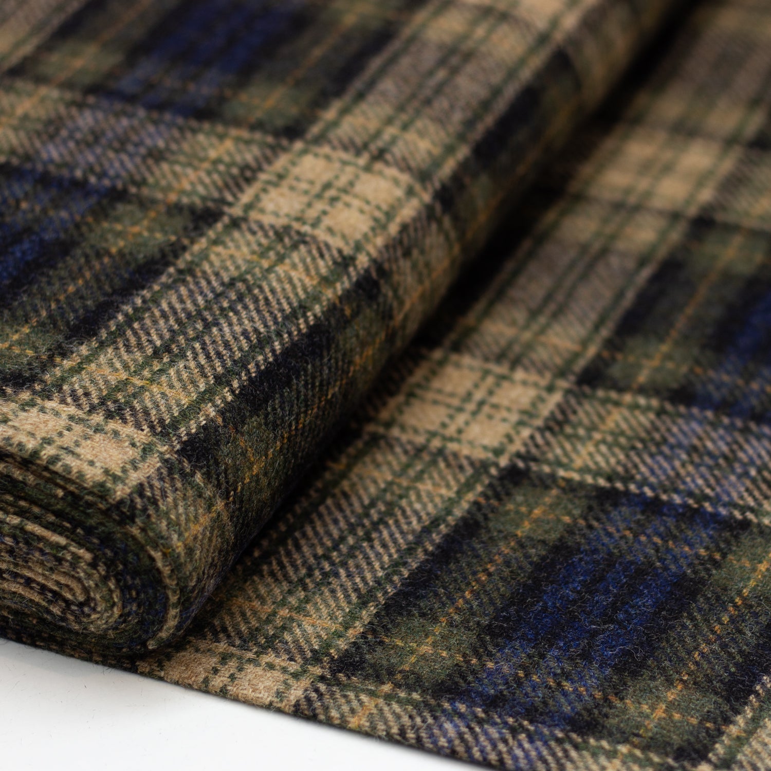 Wool - No. 76 - Glen Check – Ray Stitch